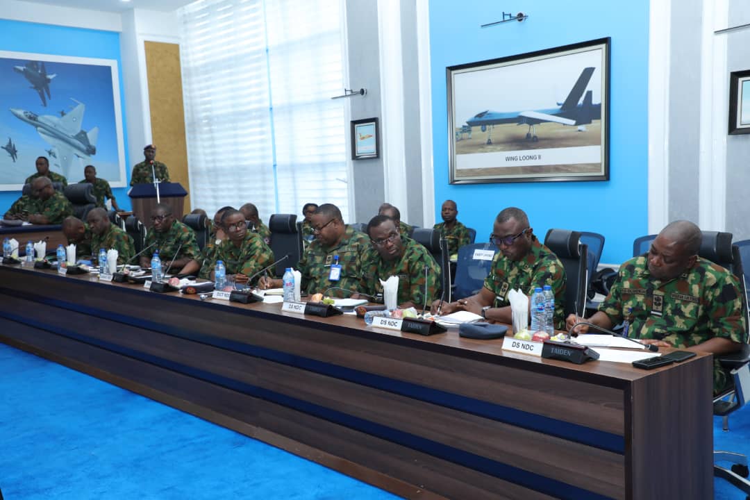NDC Commandant Led Nigeria Airforce Participants of NDC Course 31 for ...